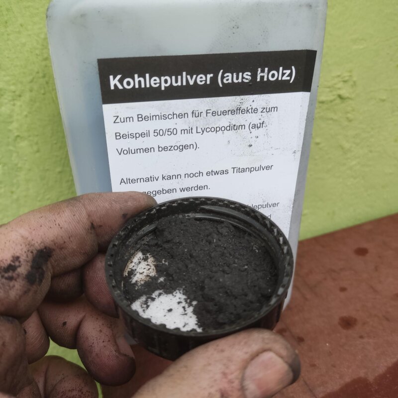 Kohle-Pulver, 10,00
